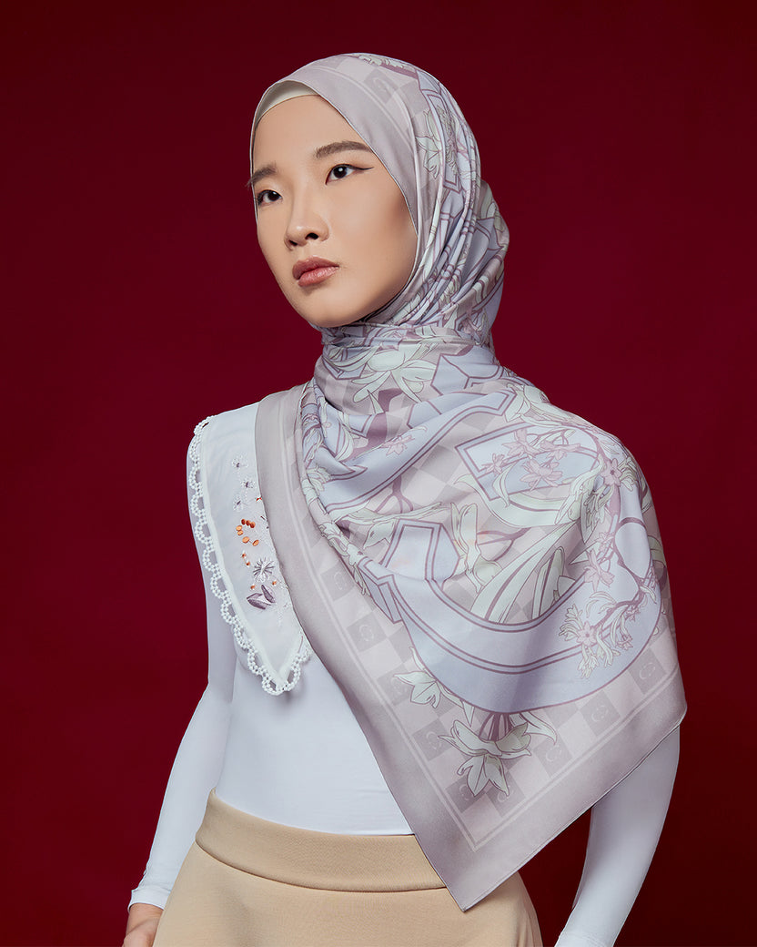 Buy Heavy Chiffon & Premium Satin Silk Shawl Online | Cakenis