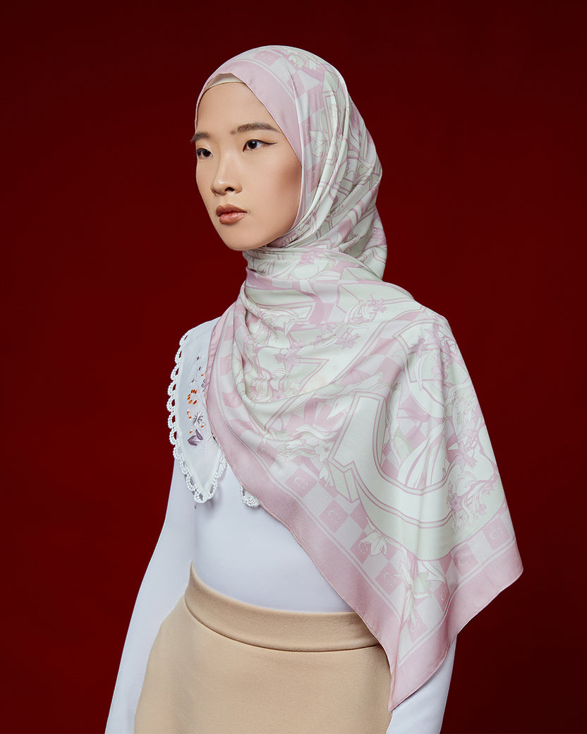 Buy Heavy Chiffon & Premium Satin Silk Shawl Online | Cakenis